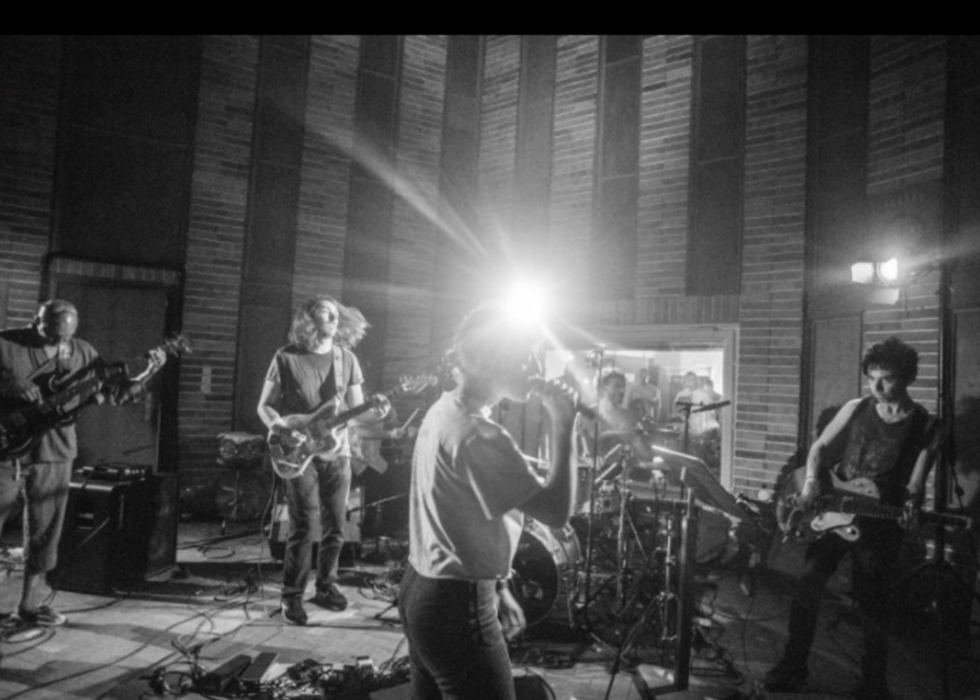 Miembros de Yeah, Yeah, Yeahs, Interpol y más forman banda tributo a ...